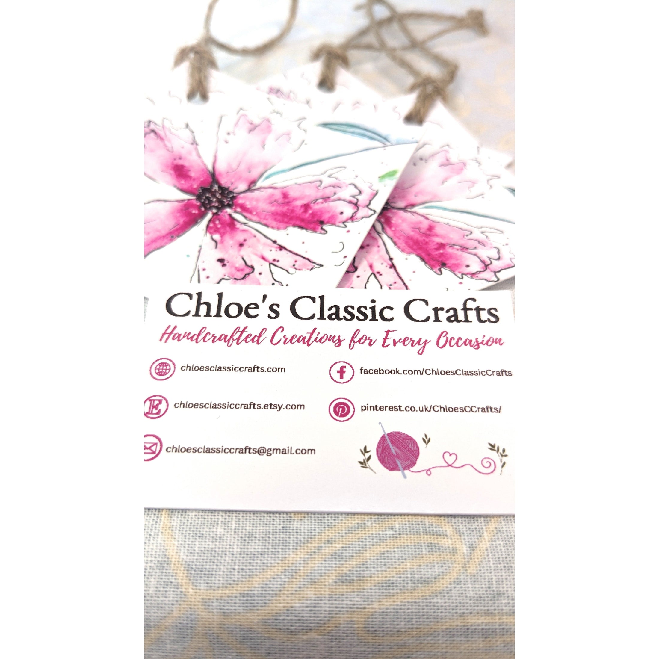 Design Your Story: Custom Cards and Gifts Tailored Just for You!